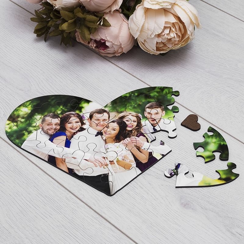 Puzzle personalizat in forma de inima